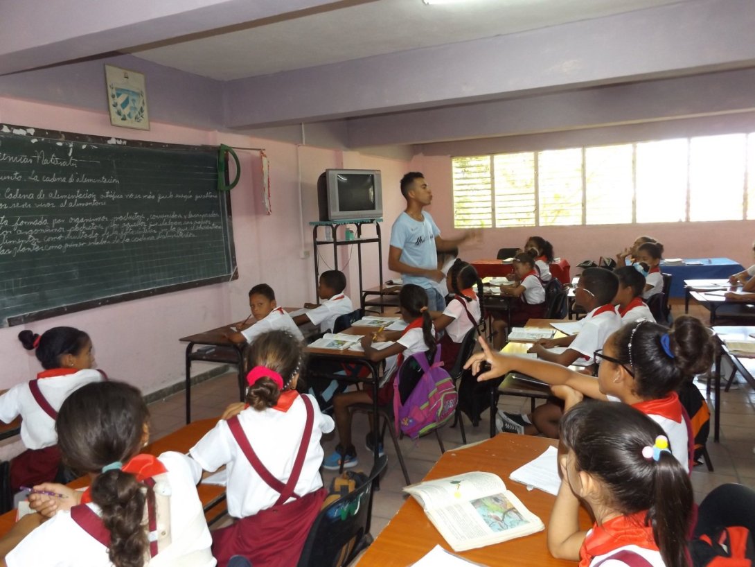 Con un déficit de 24 mil profesores: así comienza el curso escolar en Cuba