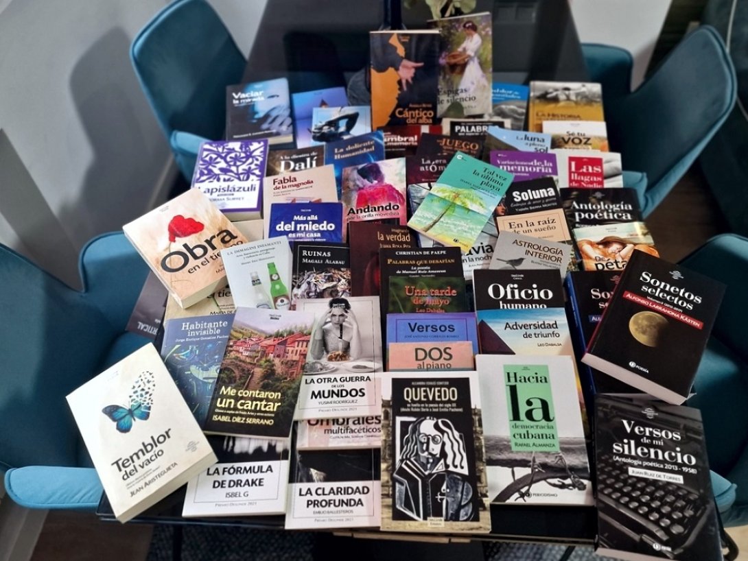 Perfiles y datos de las Colecciones de Ediciones Deslinde